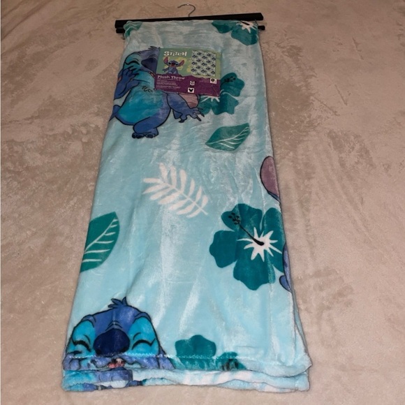 Disney | Bedding | Disney Stitch Throw Blanket | Poshmark